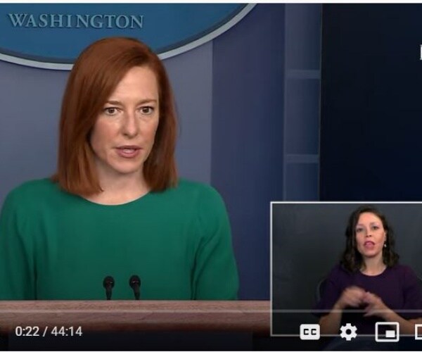 Report: ASL Interpreter at WH Briefing Monday Has Ties to Far Right ...