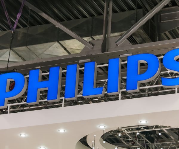 Healthcare Tech Giant Philips Scraps 4,000 Staff Worldwide | Newsmax.com