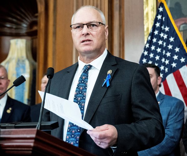 Rep. Stauber to Newsmax: Walz Has Already Failed Minnesota | Newsmax.com