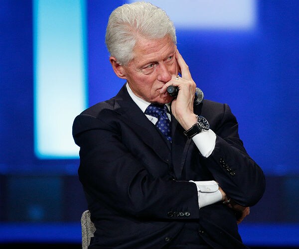 Kenneth Starr Calls Bill Clinton a 'Gifted Politician' | Newsmax.com