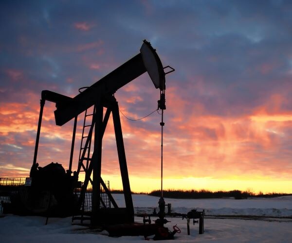 UPDATE 2-Oil Prices Surge 3% on Reports of Israeli Strikes on Iran ...