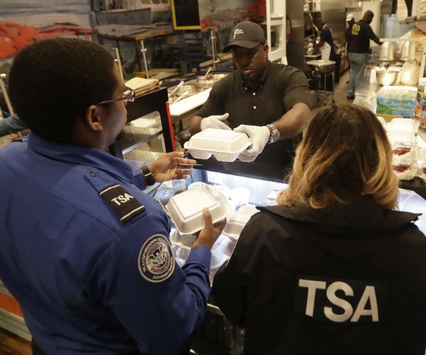 Over 1,000 TSA Employees Still Waiting for Shutdown Back-Pay | Newsmax.com