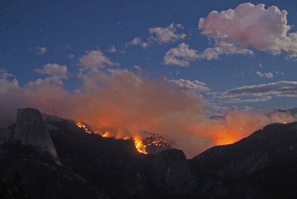 Yosemite Fire Update: Nearly 4,500 Acres Burned | Newsmax.com