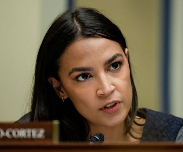 Report: Sen. Sanders Staff Deputy Moves to AOC's Team | Newsmax.com