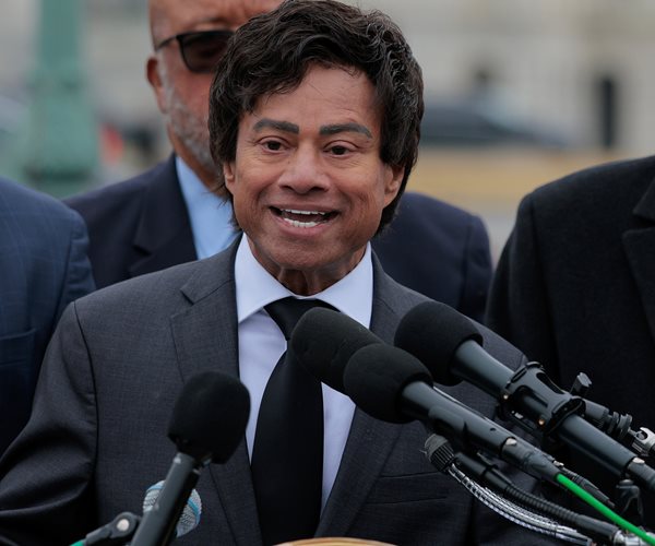 Dem Rep. Thanedar Bill Would Abolish ICE; 'Beyond Reform' | Newsmax.com