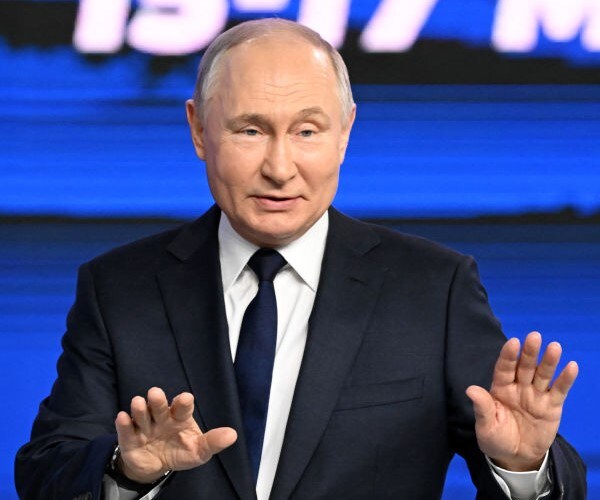 Kremlin Rebuffs EU Plan, Clouding Trump's Bid to Fast-Track Ukraine ...