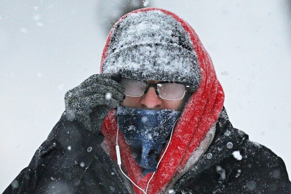 Bitterly Cold Temperatures, Wind Chills Hit Northeast | Newsmax.com