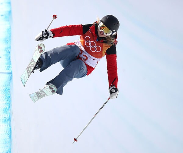 Olympian Elizabeth Swaney Makes Puzzling Half Pipe Run | Newsmax.com