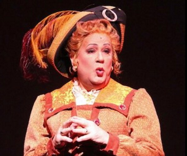 'Hello, Dolly!' With a Guy in Lead Role Trying Hard Not to Be Drag ...