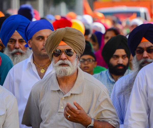US Court Orders Marines to Allow Sikhs With Beards and Turbans ...