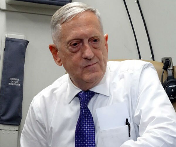 Mattis: ISIS Militants Caught in Iraq-Syria Military Vise | Newsmax.com