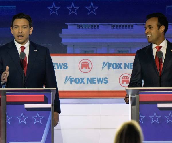 Politico: DeSantis Down, Ramaswamy Rises Post-debate | Newsmax.com