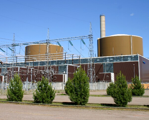 Biden Signs Ban on Imports of Russian Nuclear Reactor Fuel Into Law ...