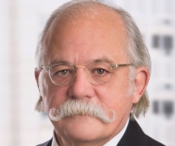 Trump Picks Lawyer Ty Cobb to Serve as White House Special Counsel ...