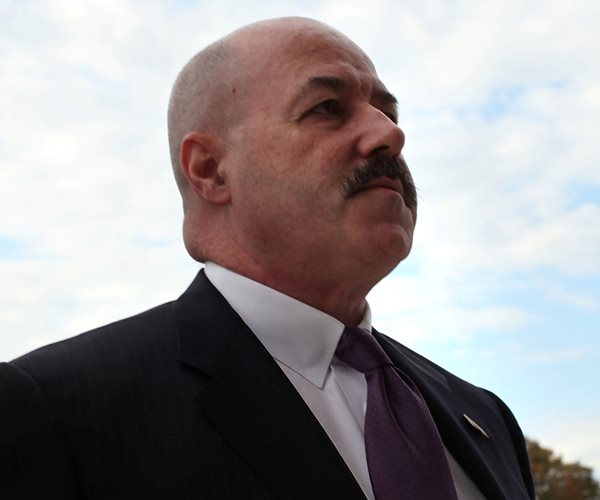 Bernie Kerik to Newsmax: Bill Barr, FBI, DOJ Knew Hunter Laptop was ...