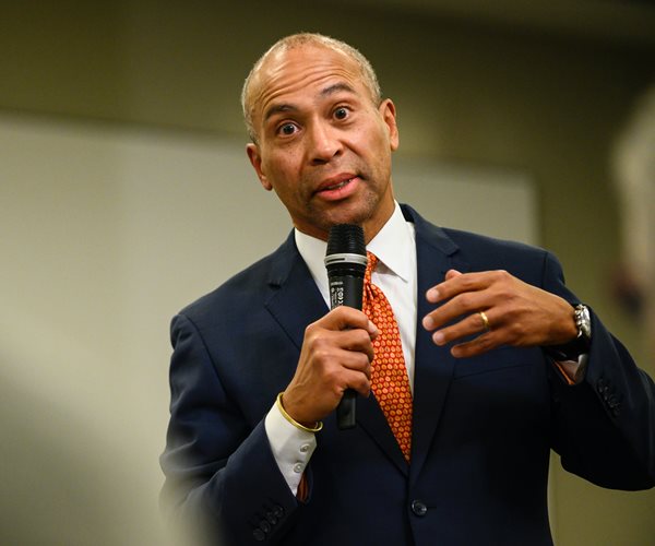 Deval Patrick Hopes 'magic' Can Make up for Late 2020 Start | Newsmax.com