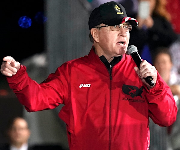 Olympic Wrestler Dan Gable Receives Presidential Medal of Freedom on ...