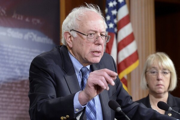 Town Hall Shout-Down: Sen. Bernie Sanders Yells 'Shut Up!' | Newsmax.com