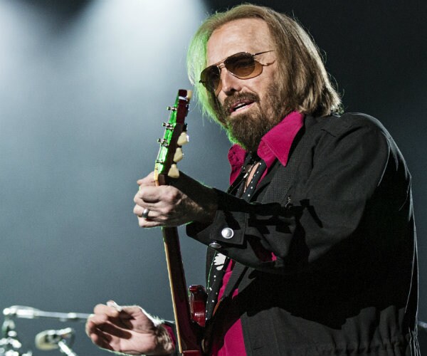 Legendary Rocker Tom Petty Dead at 66 | Newsmax.com