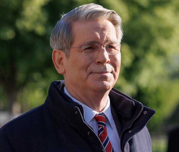 Empty Shelves? US Treasury Secretary Not Worried 'at Present' | Newsmax.com