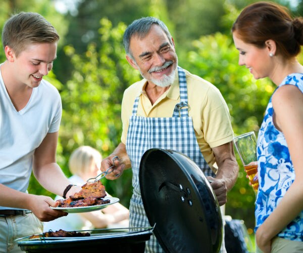 Tips to Keep From Overeating at Party Time | Newsmax.com