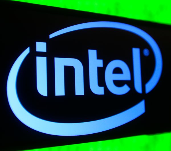 Intel, AMD Fall on Report Beijing Blocks US Chips | Newsmax.com