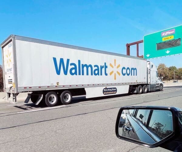 Walmart Truck Drivers' Starting Pay: $110,000 | Newsmax.com
