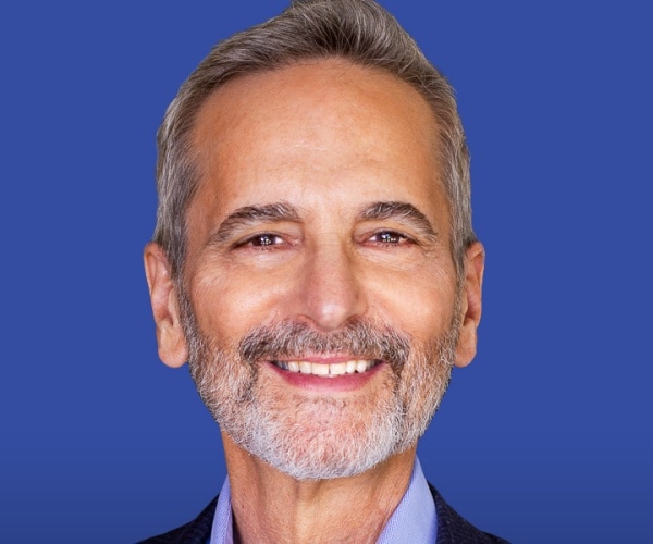 Dr. Small: Calm Your Fear of Flying | Newsmax.com