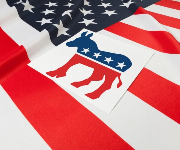 Marist Poll: Democrats Lead Midterms Despite Voter Distrust | Newsmax.com