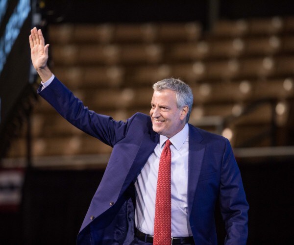 Mayor de Blasio Is Trying to Define Education Standards Down | Newsmax.com