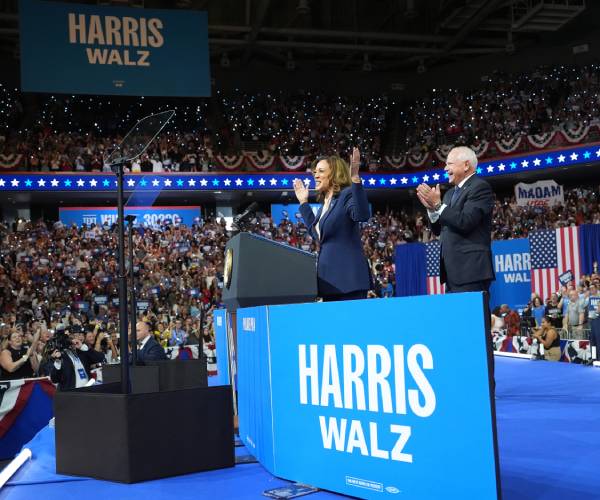 N.D. Radio Station Mulls Suit Over Harris Campaign's Ad | Newsmax.com