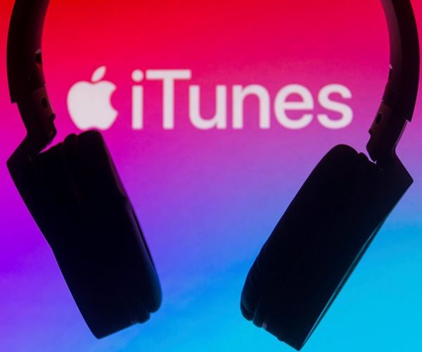 Apple Settles Lawsuit Over iTunes Gift Card Scam | Newsmax.com