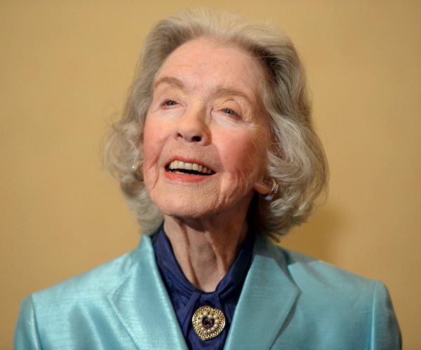 Marsha Hunt, '40s Star and Blacklist Victim, Dies at 104 | Newsmax.com