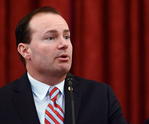 Sen. Lee Says FBI Could Face 'Potential Restructuring' | Newsmax.com