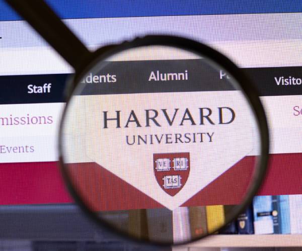 New Harvard Scandal: Scientist Accused of Data Manipulation | Newsmax.com