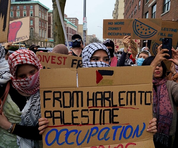 Barnard Expels, Suspends Students for Columbia Takeover | Newsmax.com