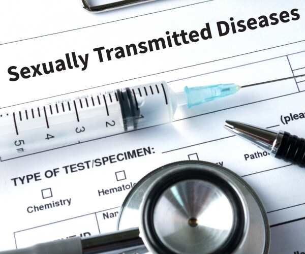 Syphilis Cases Continue to Rise, Highest Since 1950 | Newsmax.com