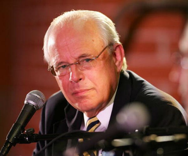 John Dean: Gates' Testimony Could 'End' Trump's Presidency | Newsmax.com