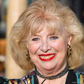 'Honeymooners' Star Sheila MacRae Dies at 92 | Newsmax.com