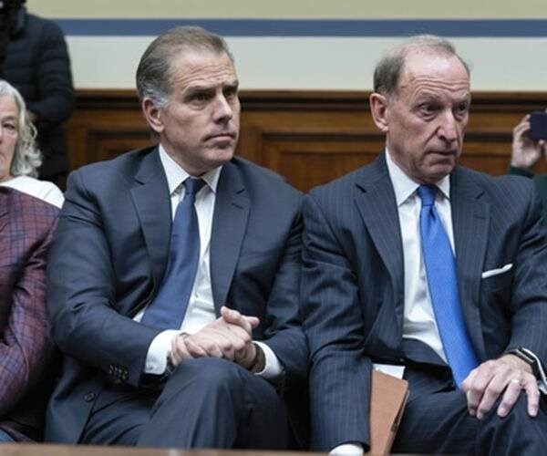 Hunter Expected to Plead Not Guilty on Tax Charges Thursday | Newsmax.com