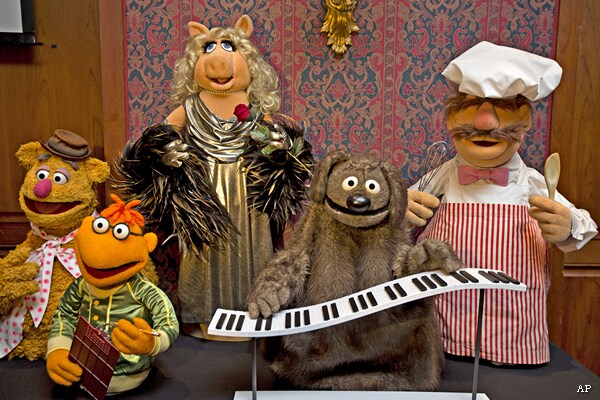 Muppets Donated to Smithsonian by Creator Jim Henson's Family | Newsmax.com