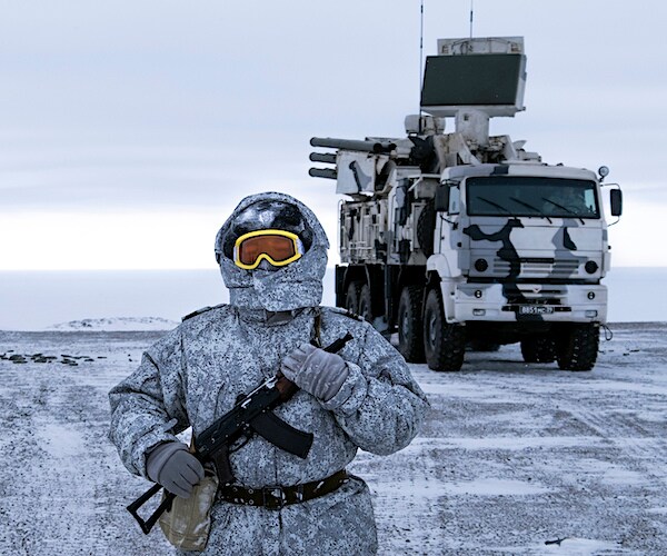 Russia Revamps Military Base in Oil-Rich Arctic | Newsmax.com