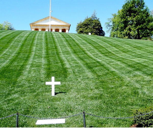 RFK's Family Plans Memorial Service at Arlington Cemetery | Newsmax.com