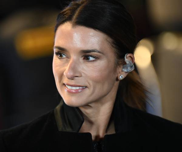 Danica Patrick to Newsmax: 'It's Now Cool to Be Republican' | Newsmax.com