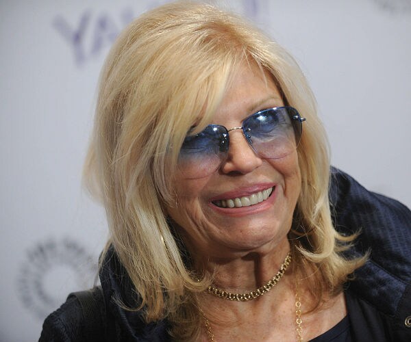 Nancy Sinatra Warns Trump About Using Father's Song 'My Way' | Newsmax.com