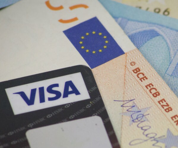 Visa Outage Ends After Transaction Chaos Across Europe | Newsmax.com