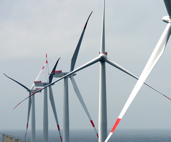 Long Island Wind Farm to Have Up to 200 Offshore Turbines | Newsmax.com