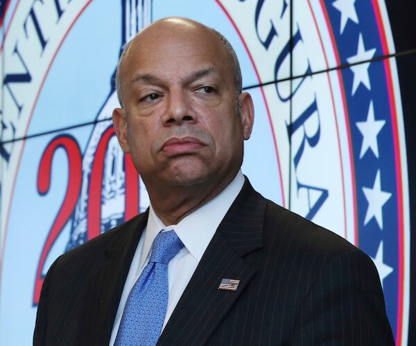 Former DHS, Intelligence Officials Form Group to Battle Election ...