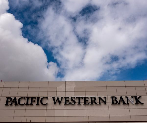 Banc of California in Talks to Buy PacWest Bancorp | Newsmax.com