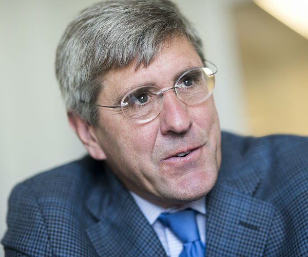 CNN Hires Former Trump Adviser as Economics Analyst | Newsmax.com